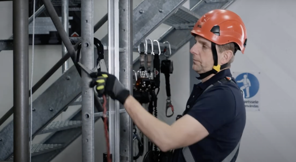 DOUBLE FALL ARREST LANYARD – HOW TO CLIMB SAFELY AND EFFICIENTLY ...